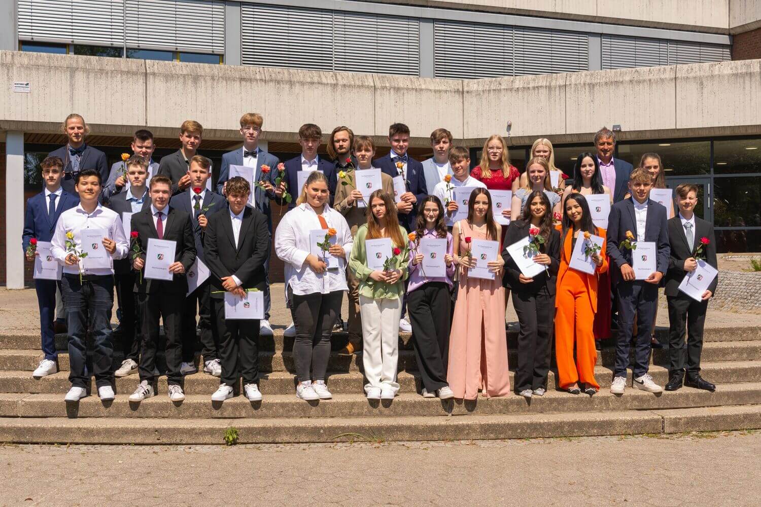 Legenden verlassen das Gelände: der Abschluss der 10. Klassen - Nelson-Mandela-Gesamtschule Greven